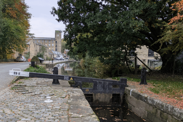Slaithwaite Work Rest or Play Areas - Work, Rest or Play